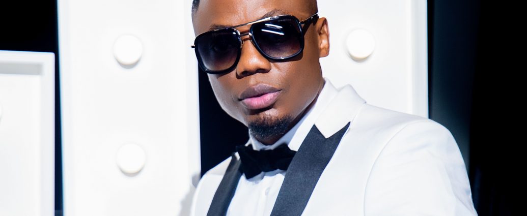 Tira on his new album Rockstar Forever: “It took me about a year to ...